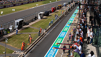 Great Britain F1 Paddock Club™ Passes | Formula1.com